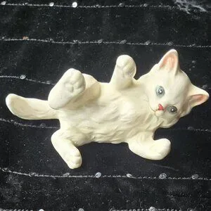 Lefton | Accents | Vintage Lefton Porcelain Bisque Playful Persian Cat ...